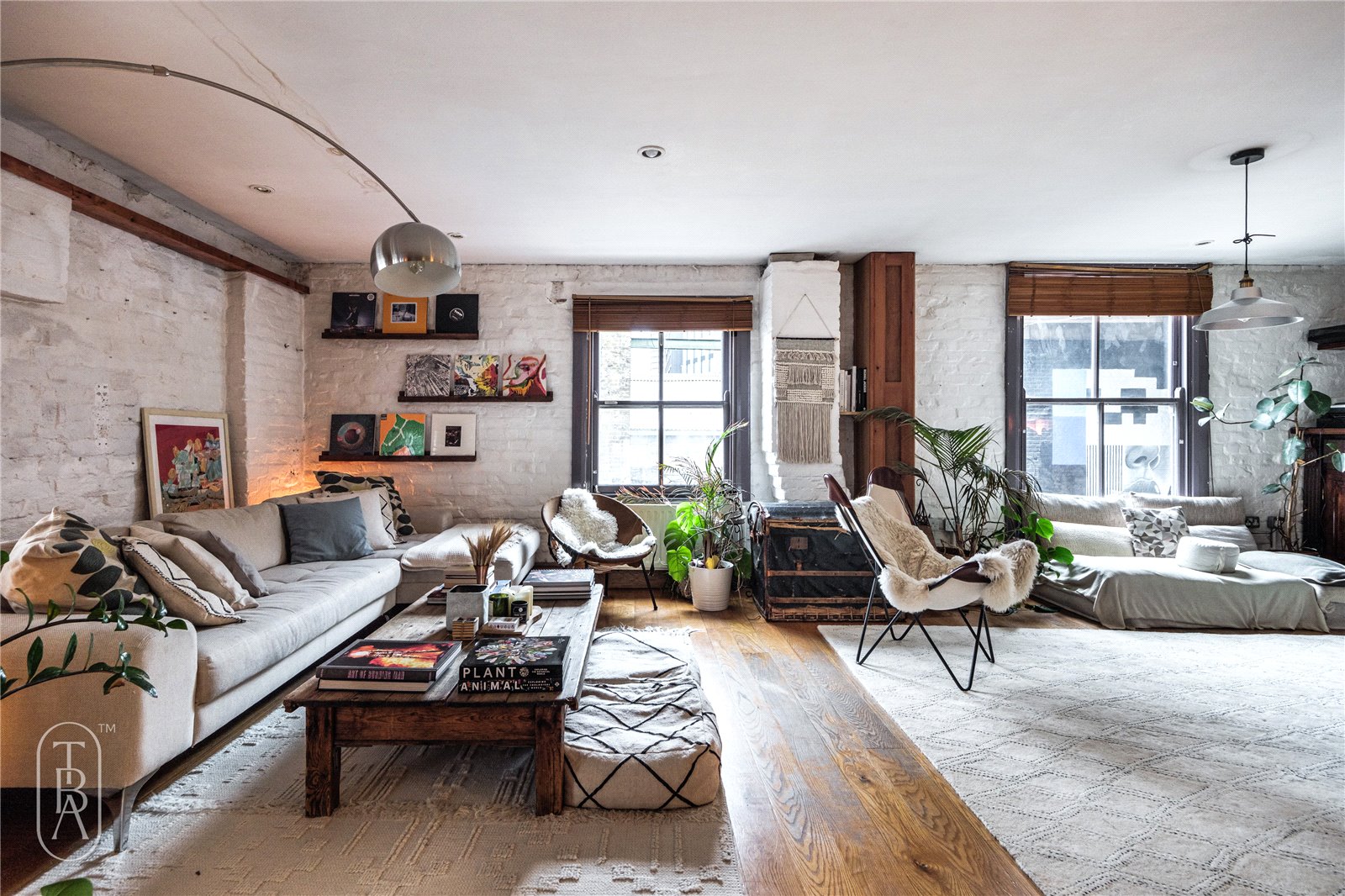 French Place E1 - The Bespoke Agent